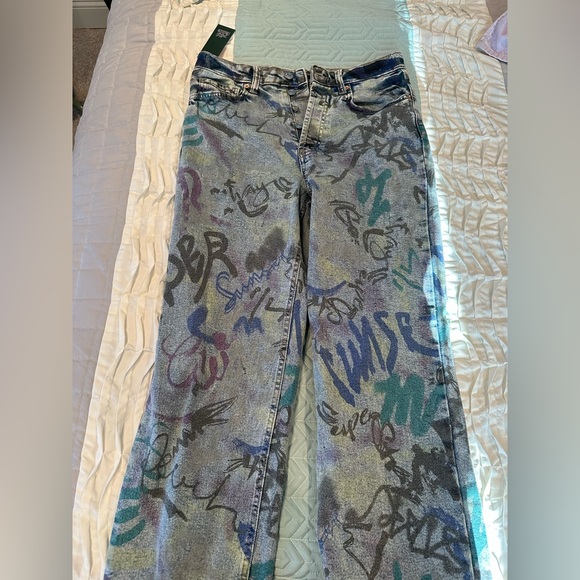 wild fable | Jeans | Target Wild Fable High Rise Graffiti Mom Jeans ...